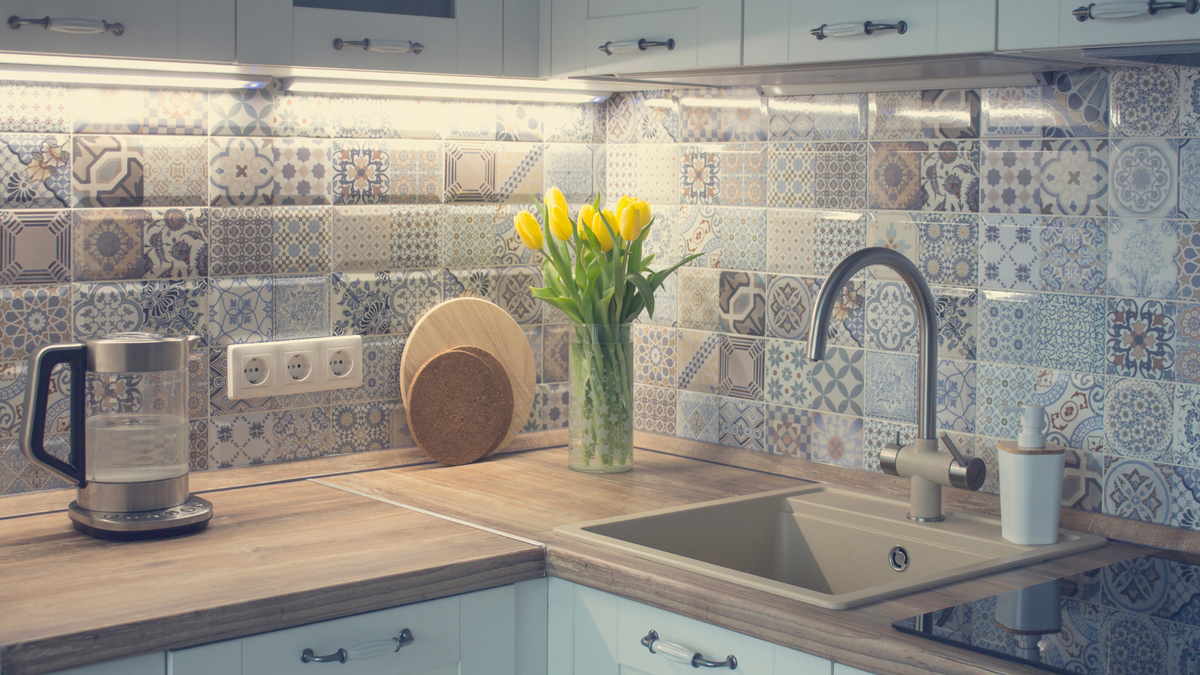 What’s the best way to clean greasy kitchen tiles without scrubbing ...